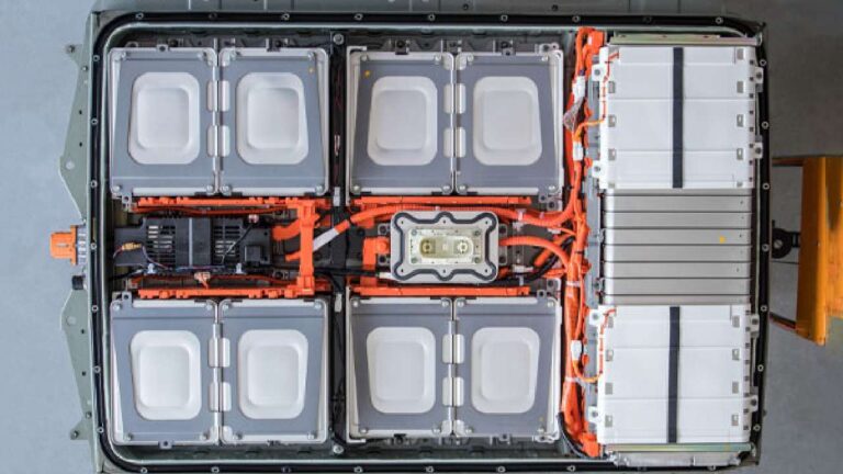Which is Better EV Battery Cooling System - Liquid or Air?